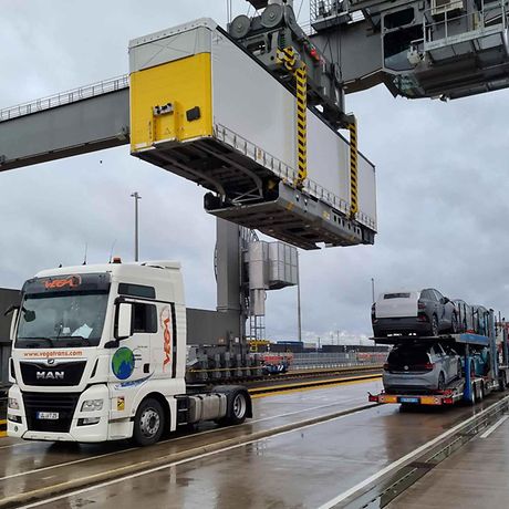 Smart logistics: The route is being calculated